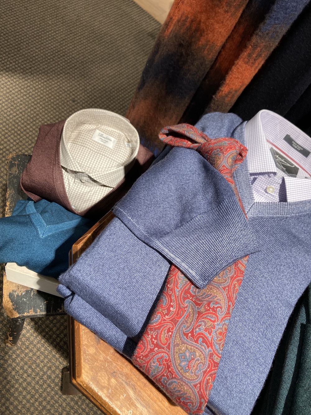 Lookbook - Bell's Clothes, Inc.